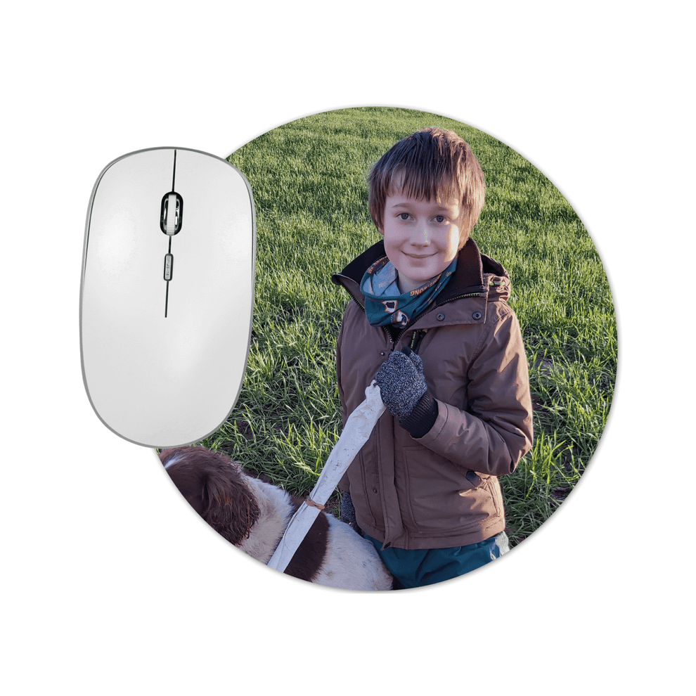 Personalised photo round mouse mat – Moose and Goose Gifts